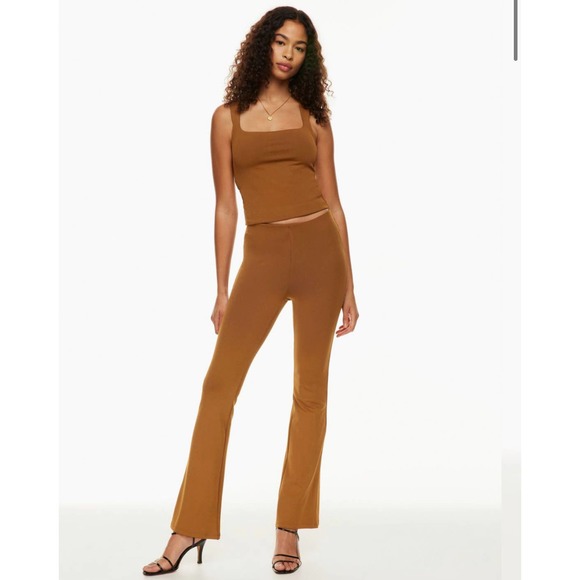 Wilfred | Pants & Jumpsuits | Aritzia Wilfred Candace Mid Rise Kick ...